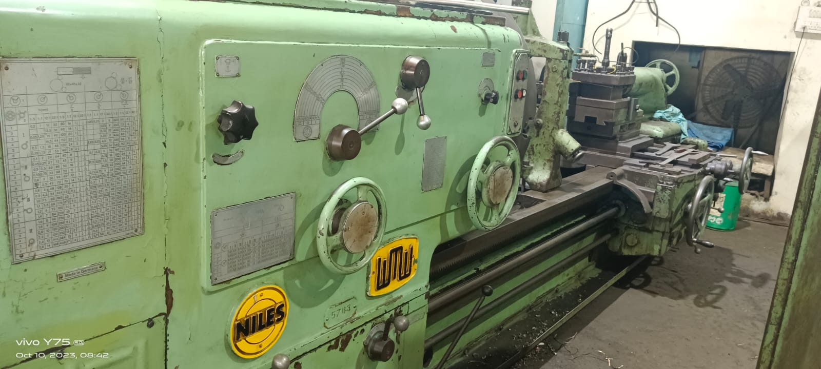 LATHE MACHINE L3 - Kaushico Machine Tools